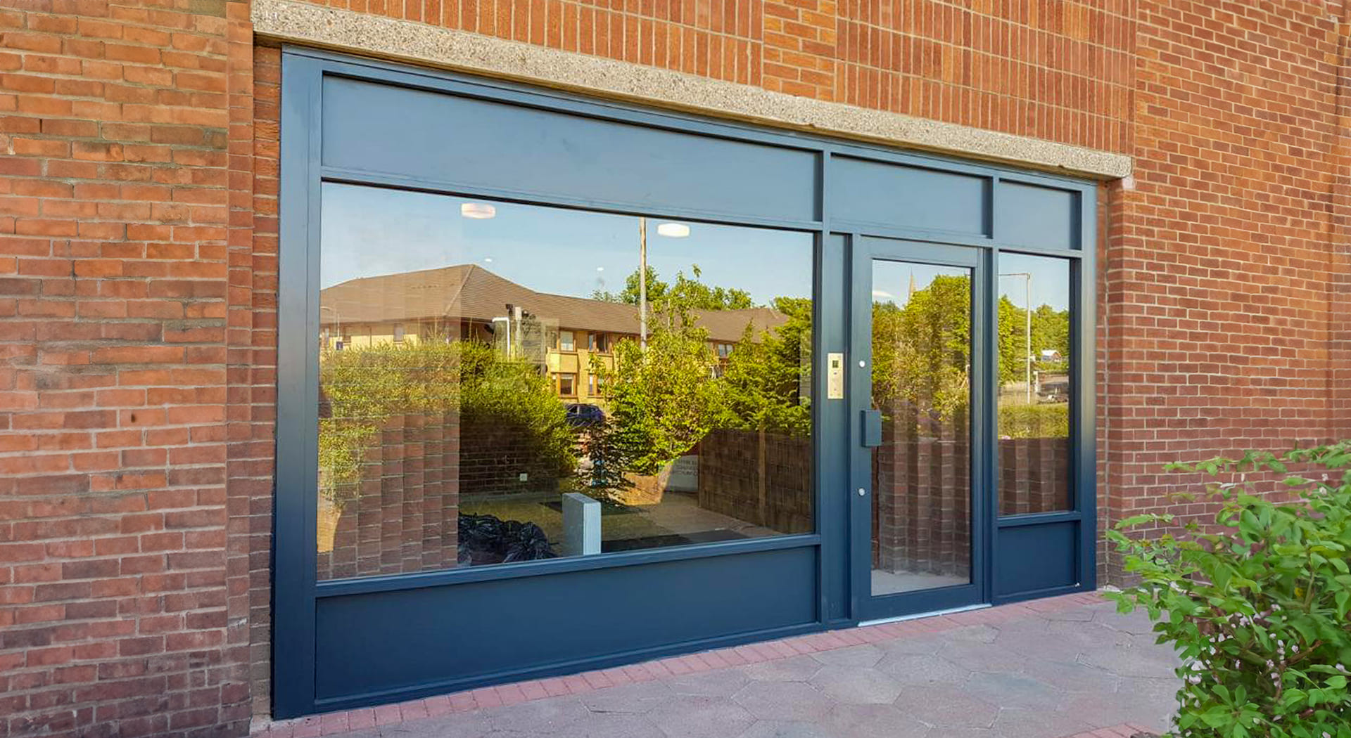 Bespoke Timber Shop Fronts Solution Wales, London