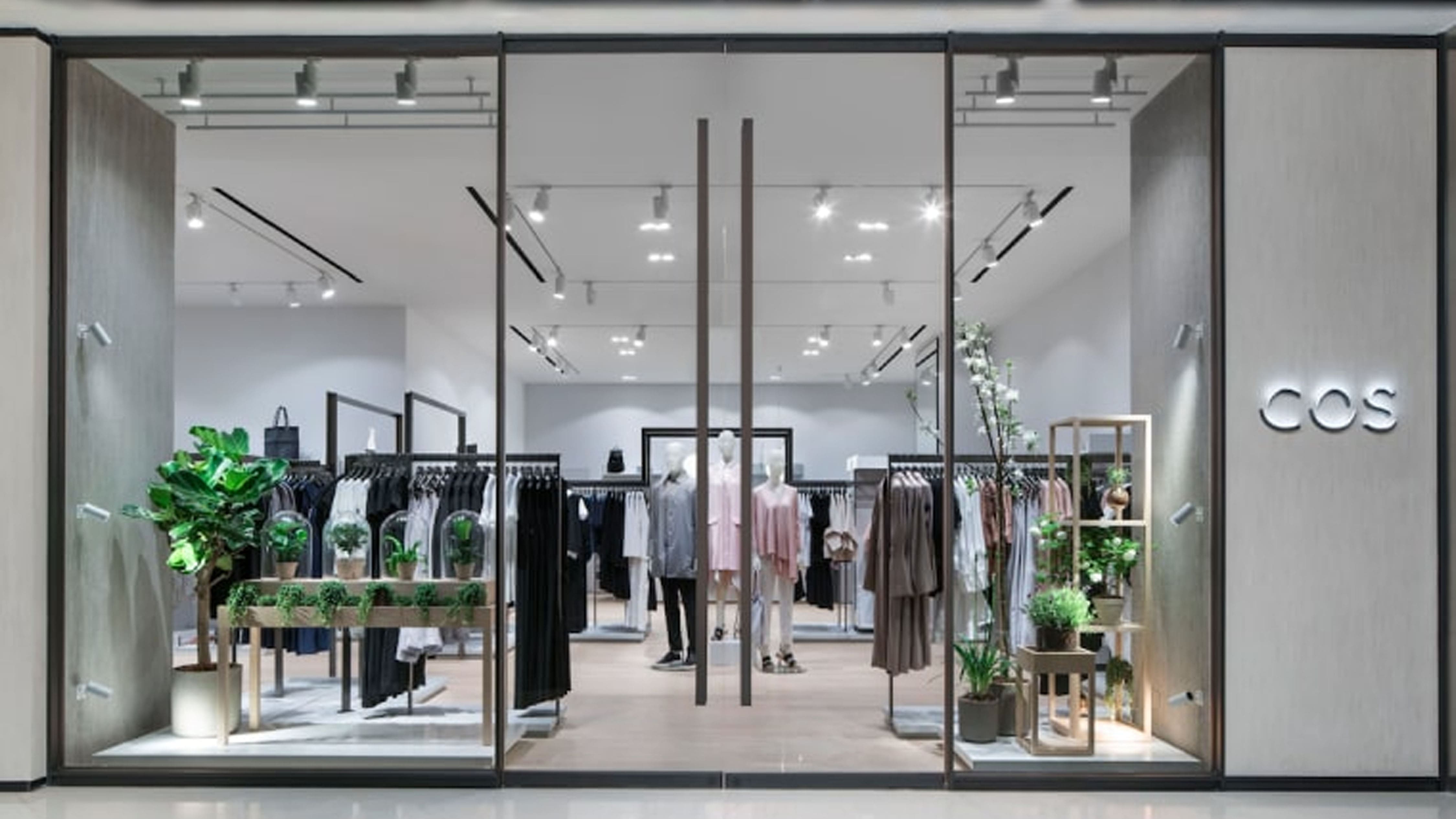 Expert Shop Front Installation London | Range Shop Fronts