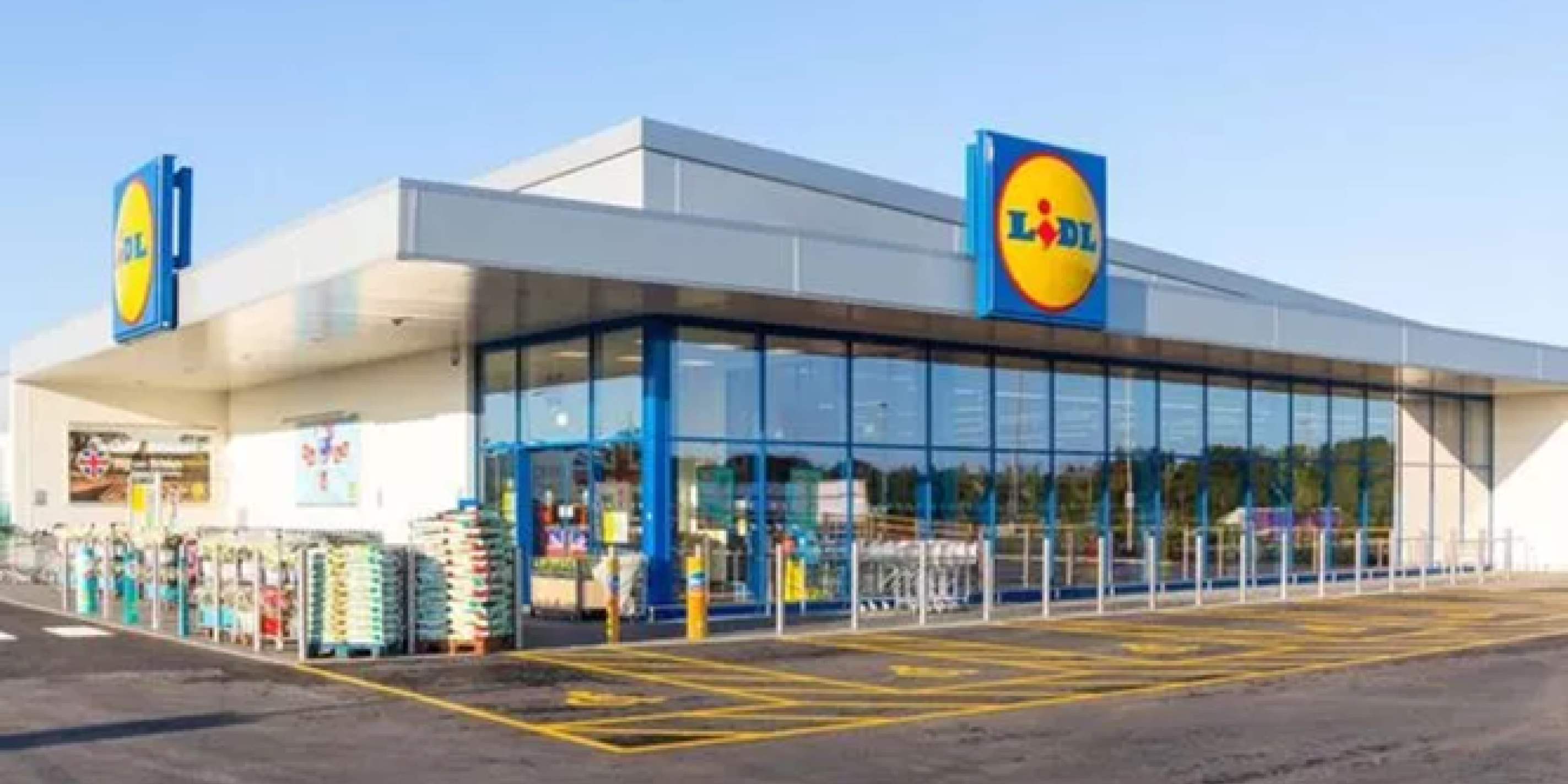 Bespoke Shopfront Services London, Wales | Shopfront Glazing